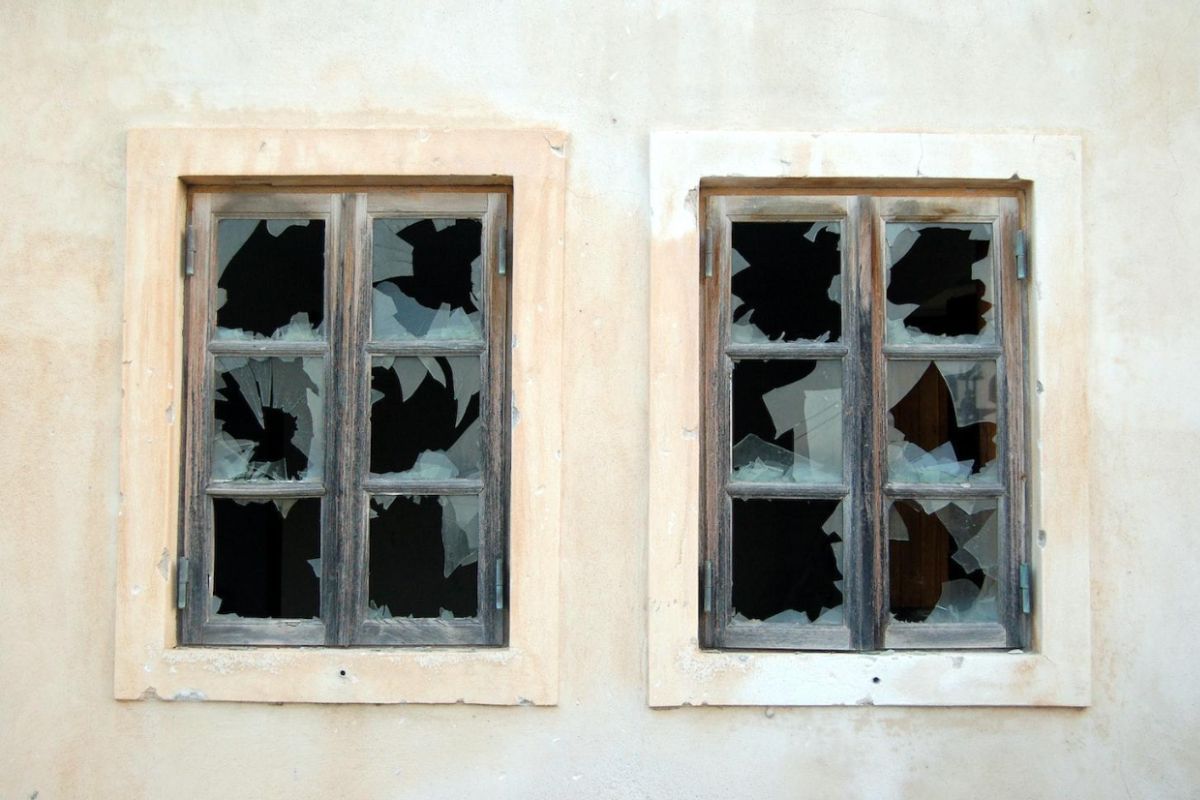 Broken Windows? Try These 6 Quick Fixes Now Broken Windows? Try These 6 Quick Fixes Now