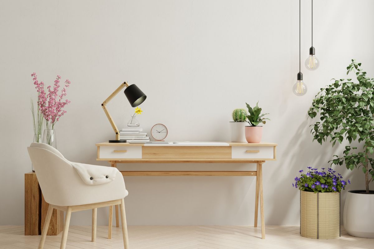 Desk Design Psychology: Boosting Productivity & Well-Being