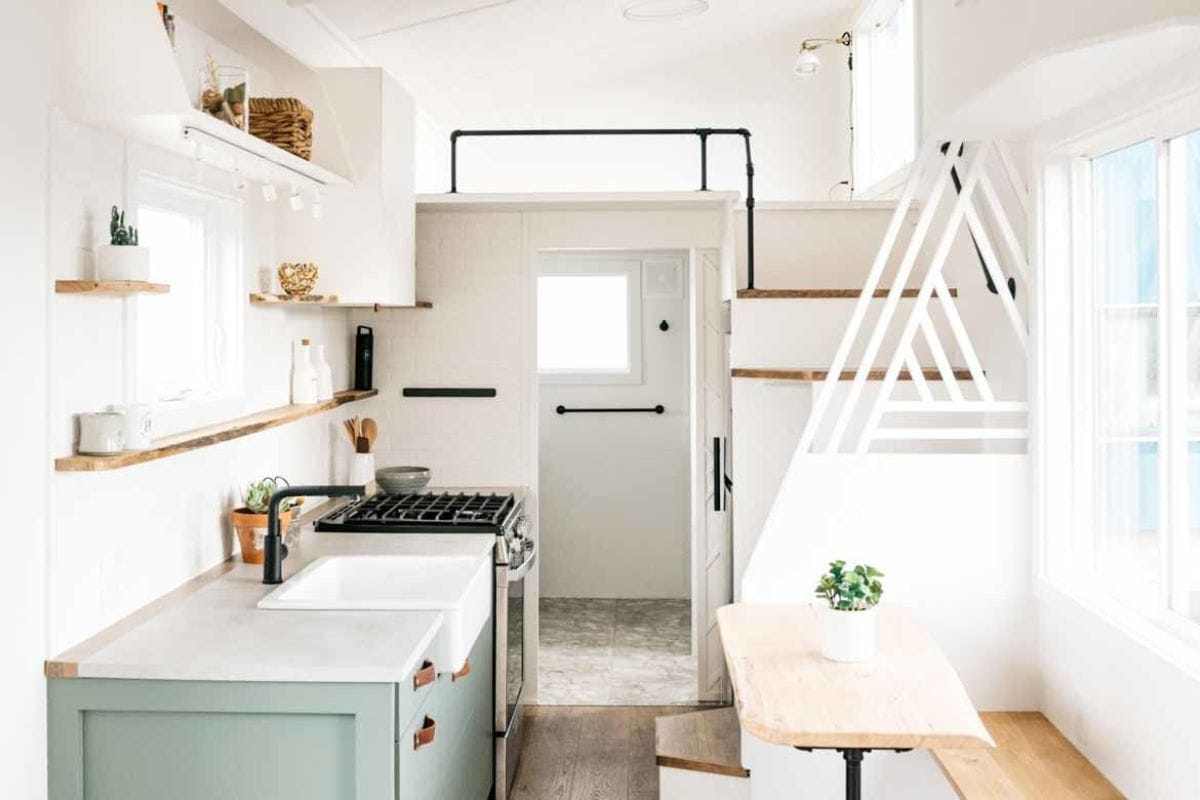 Magic of Small Spaces: Design Hacks for Your Mini Mansion