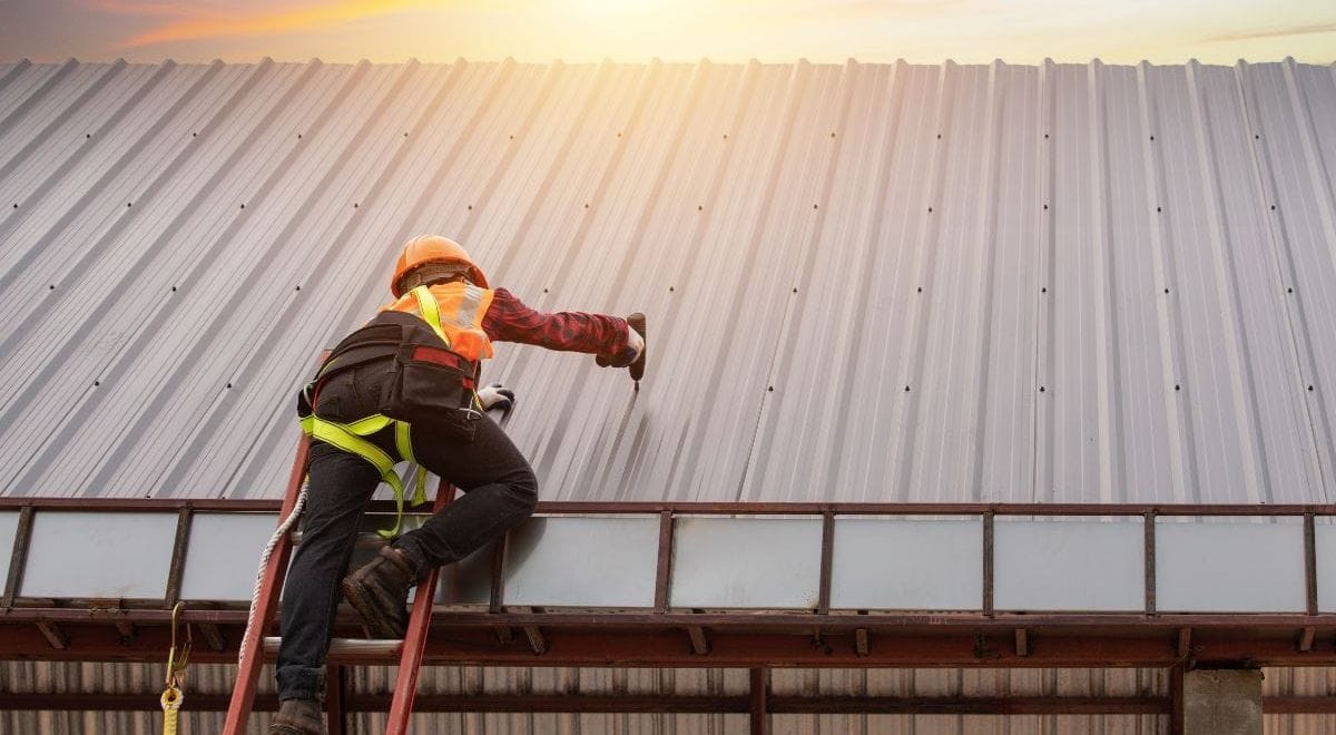 Why Choose Licensed & Insured Roofing Experts: A Guide