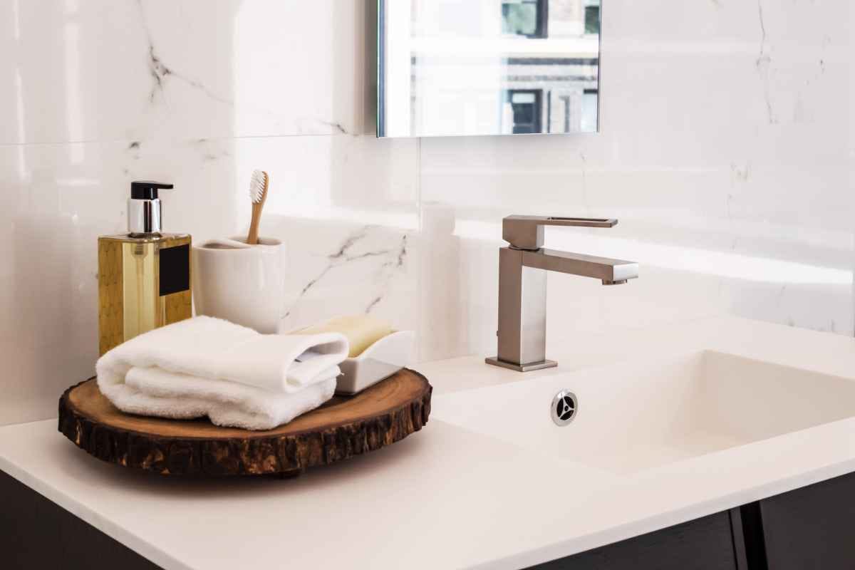 Selecting Top Kitchen & Bathroom Fixtures Guide
