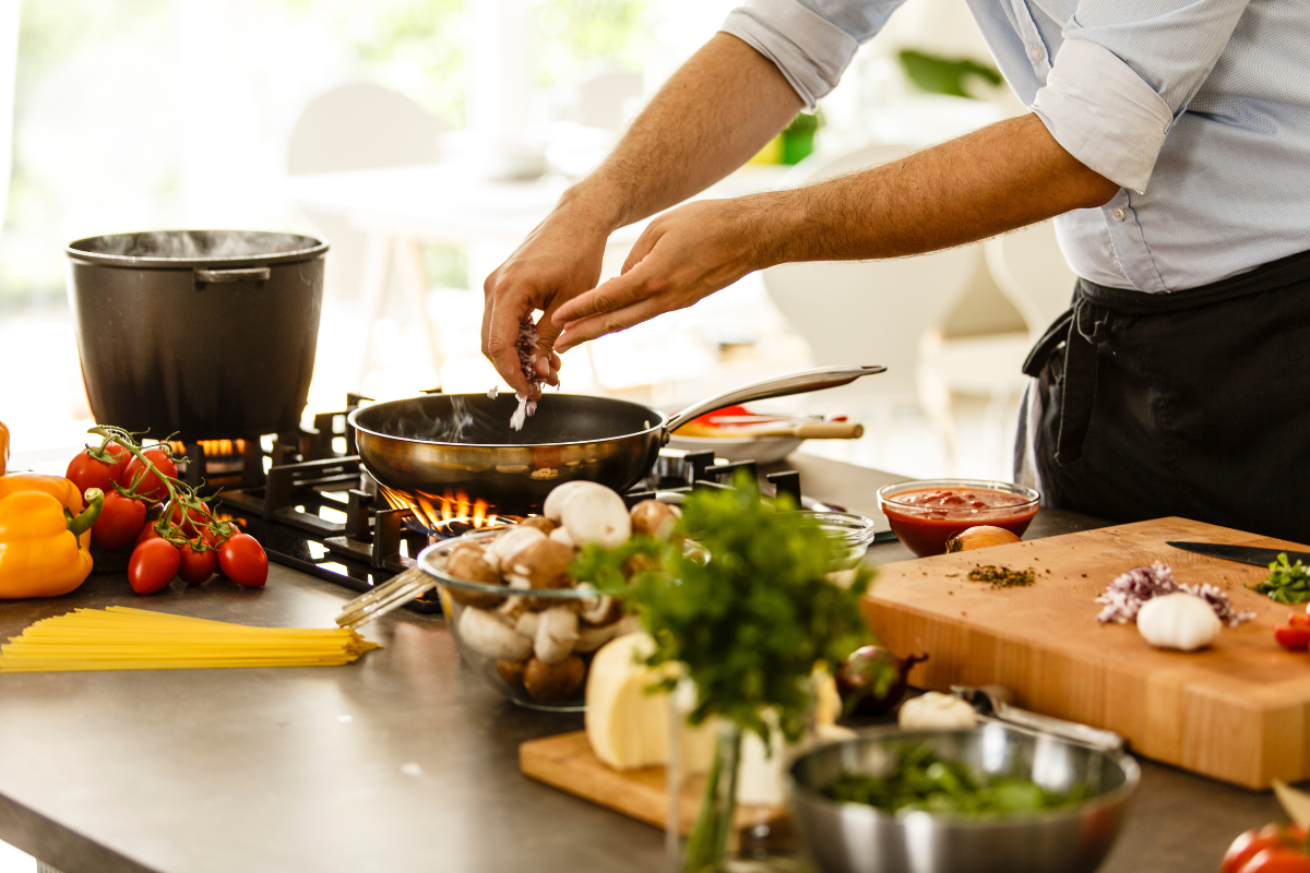 top-10-kitchen-safety-tips-do-s-and-don-ts