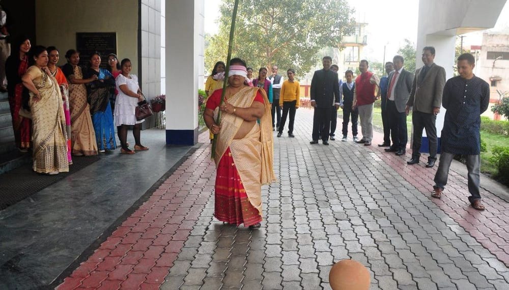 Games that are played traditionally during Makar Sankranti.