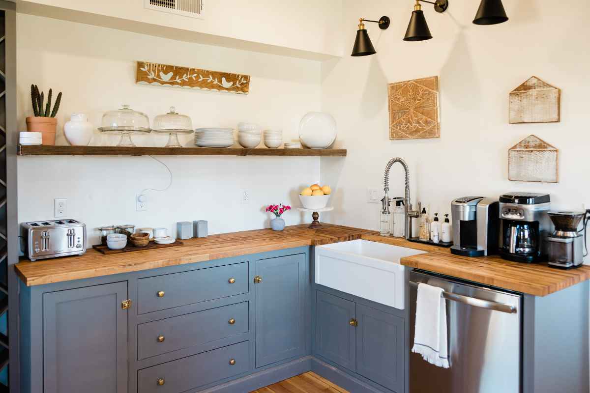 12 Tips for an Organized, Tidy Home: Room-by-Room Guide