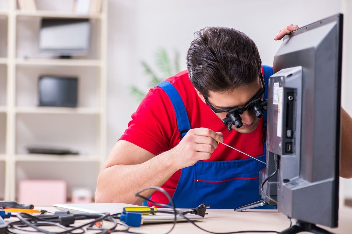 Fix Your TV, Not Your Budget! Find Reliable Repair Near You