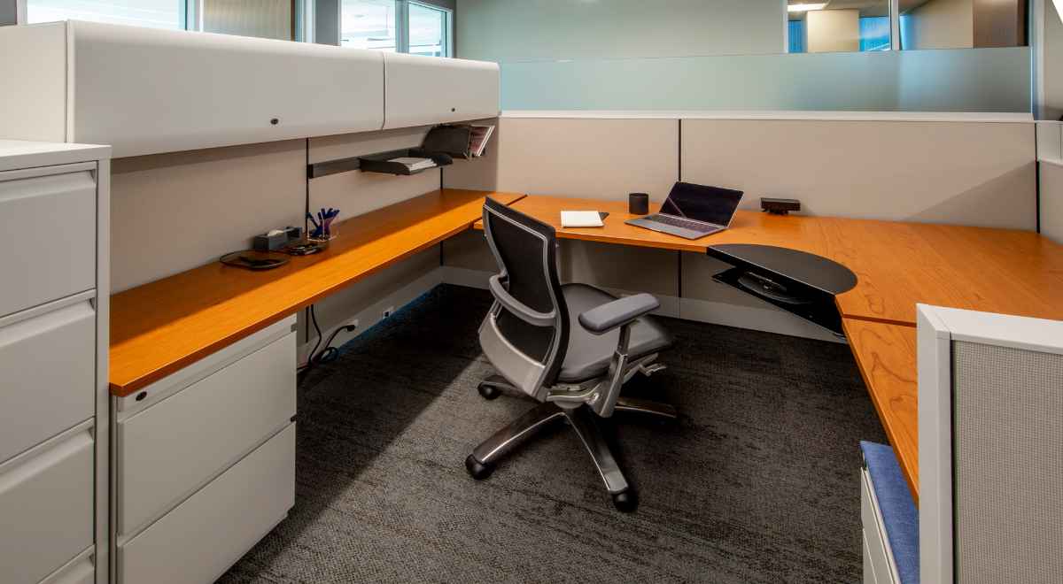 Elevate Your Workspace with the Perfect Cubicles – Here’s What to Know