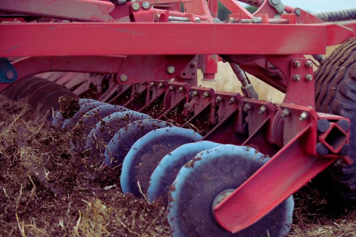 Top 10 Maintenance Tip for Small Farm Agricultural Equipment