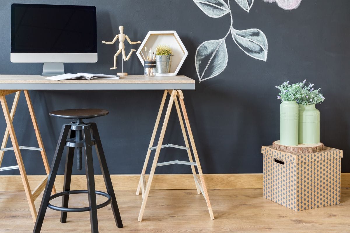 How to Create a home office in a small space
